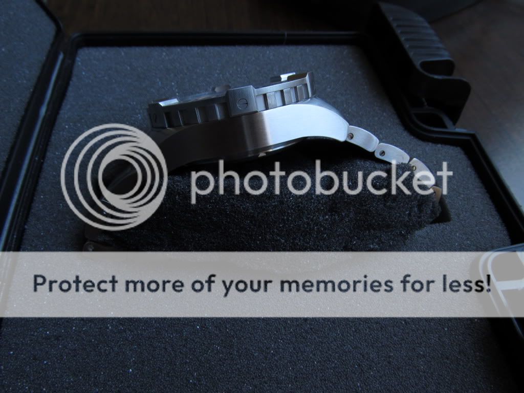 Just Arrived...Deep Blue BlueTech Abyss 500 LE | The Watch Site